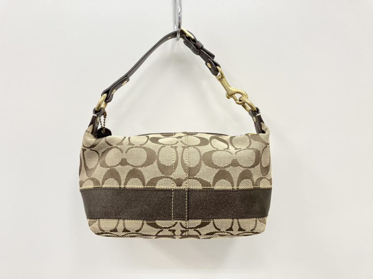 コーチ COACH ハンドバッグ ハンドポーチ シグネチャー 40757お売りいただきました。 ｜ 不用品買取を依頼するならコストパフォーマンスに優れた不用品買取MAX